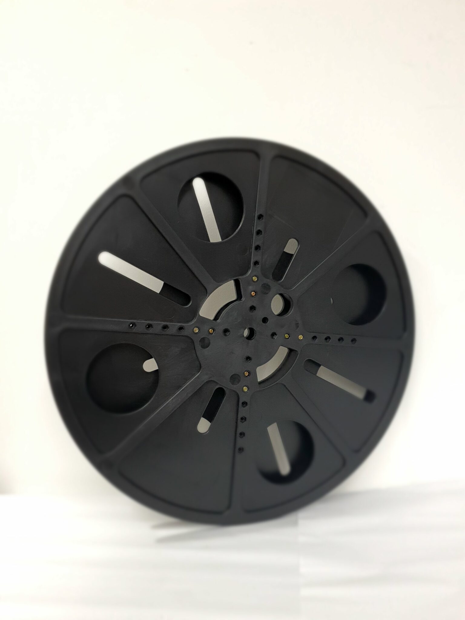 Plastic Reel: 640mm